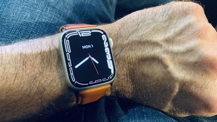Best Smartwatches for Teachers - A Tutor