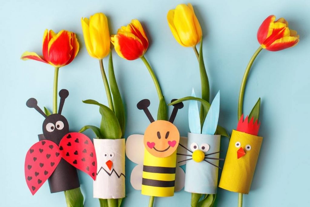 Useful Flower Decorating Tips for Classrooms - A Tutor